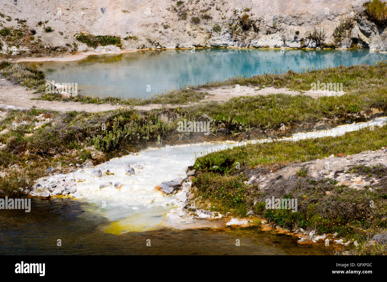 Hot creek hot springs hi-res stock photography and images - Alamy