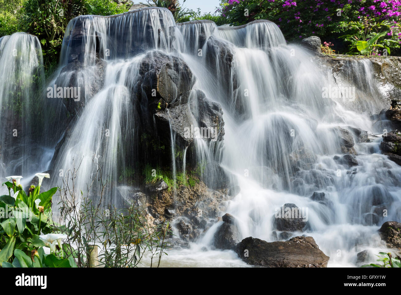 Soft waterfall hi-res stock photography and images - Alamy