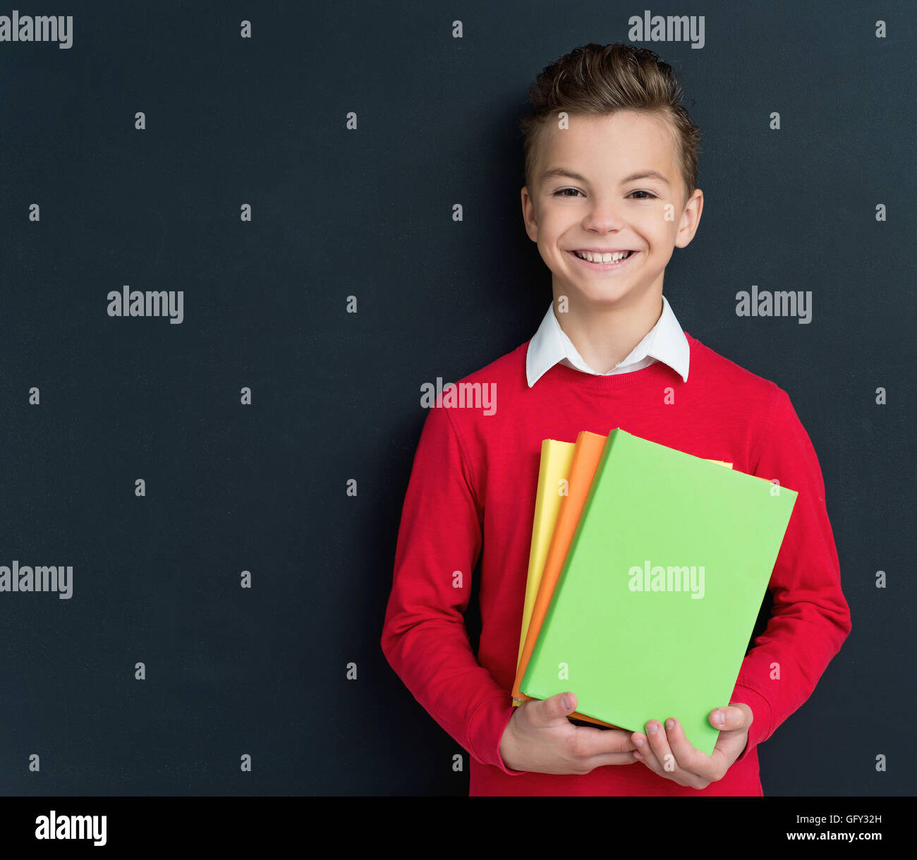 Boy back to school Stock Photo - Alamy