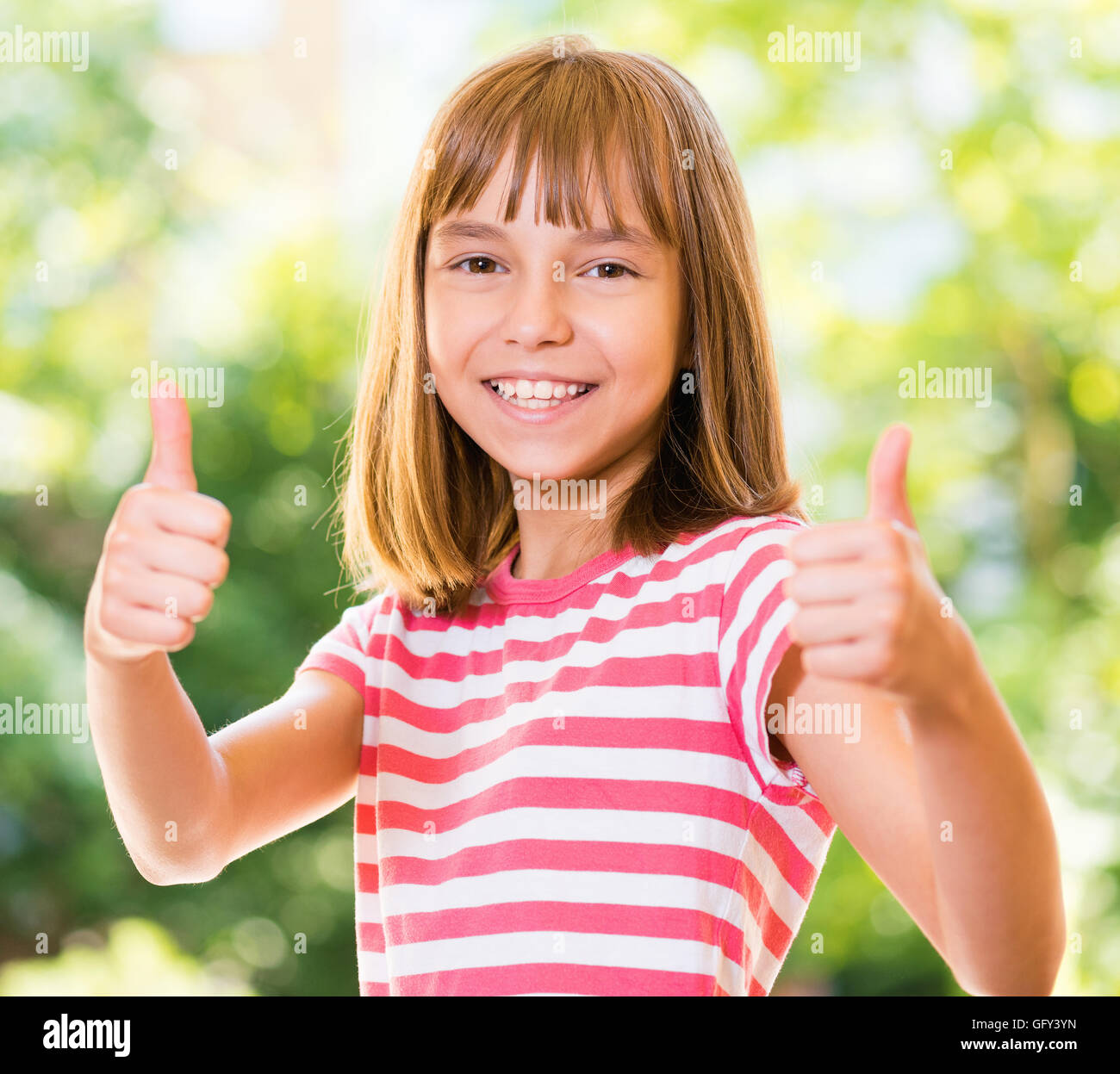 Girl back to school Stock Photo - Alamy