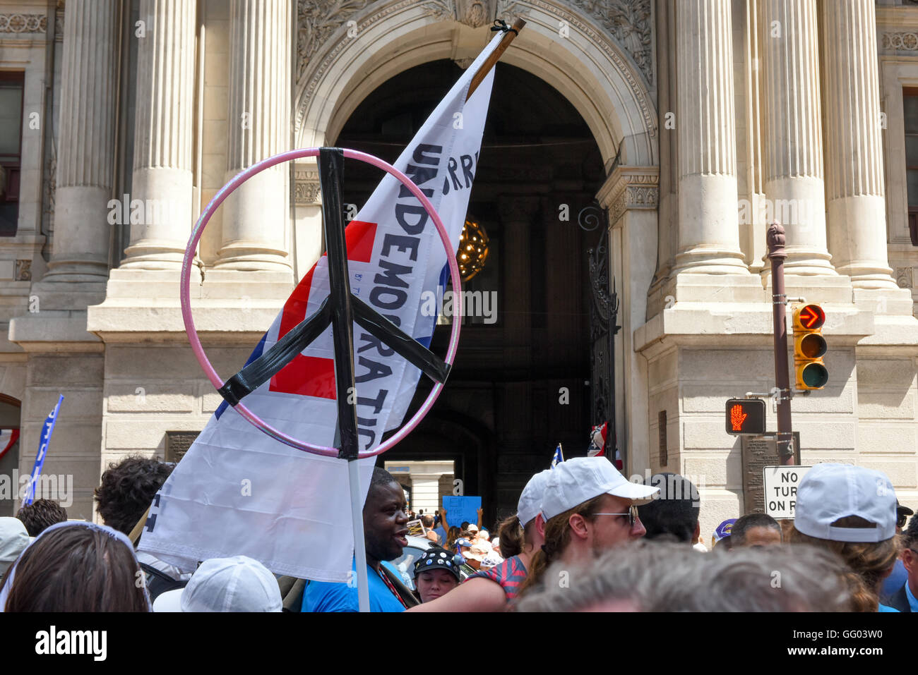 Political protestors hi-res stock photography and images - Alamy