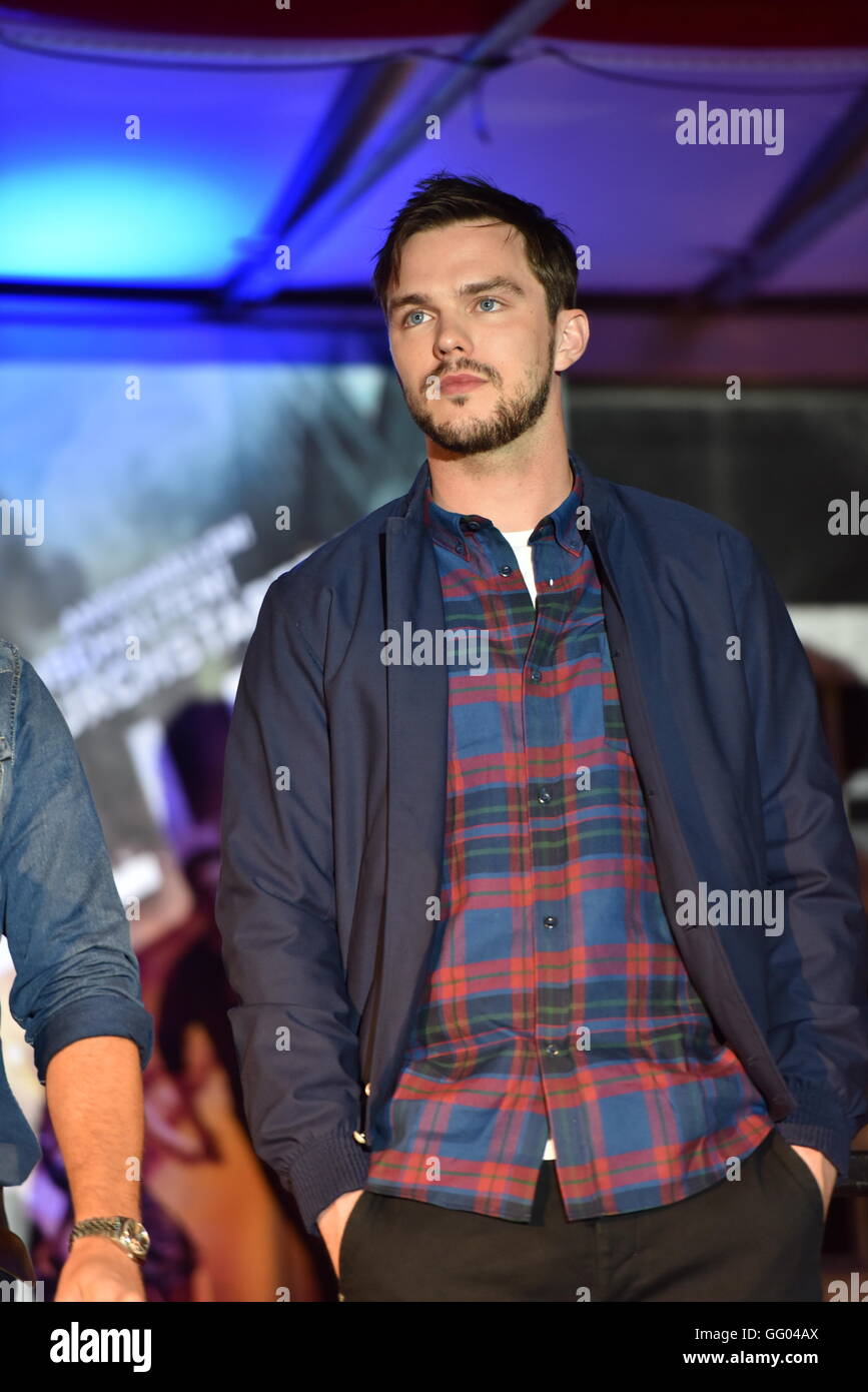 Cologne, Germany. 01st Aug, 2016. British actor Nicholas Hoult poses on ...