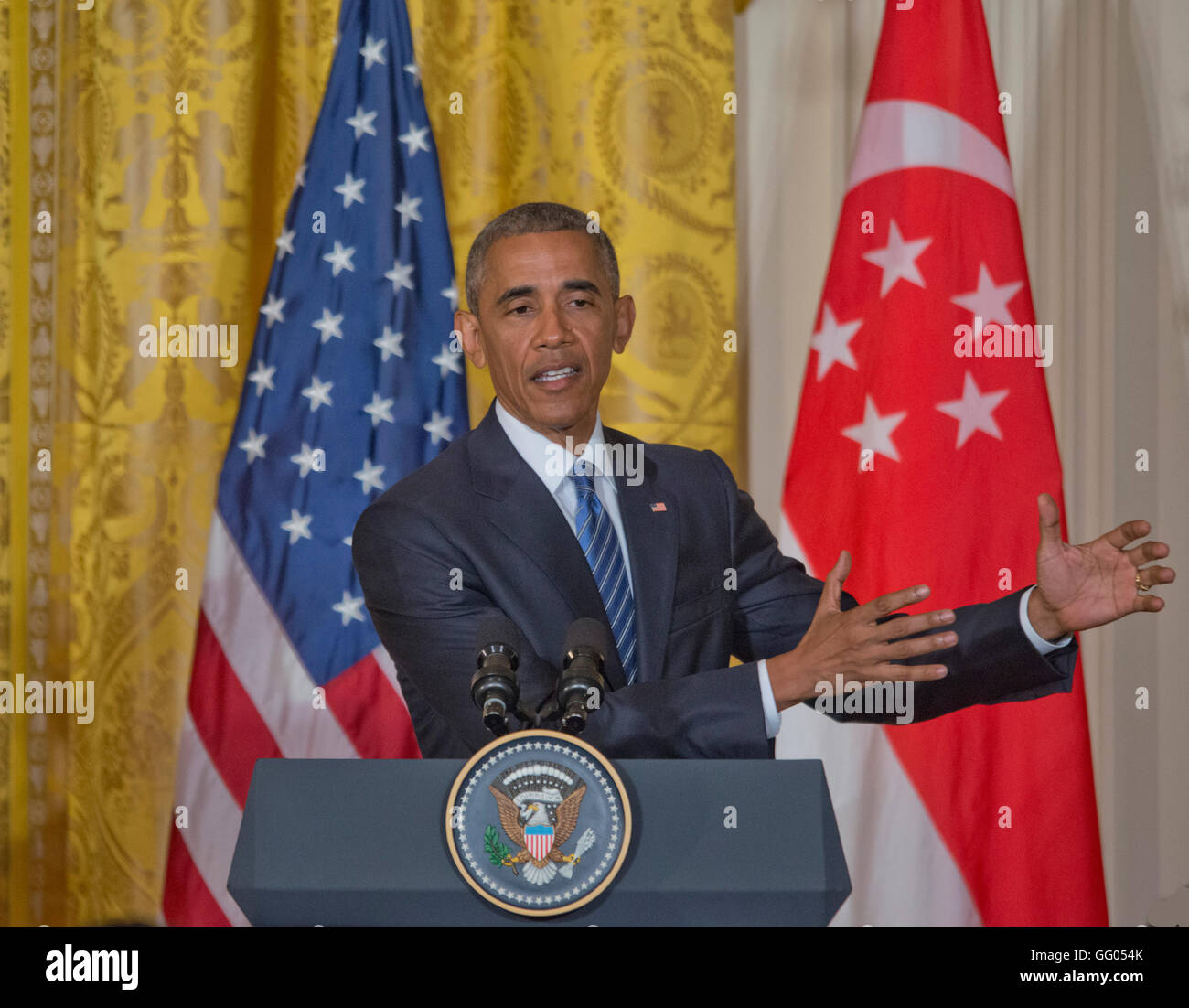 Obama 2 hi-res stock photography and images - Alamy