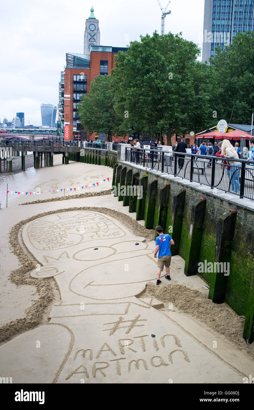 Giant homer hi-res stock photography and images - Alamy