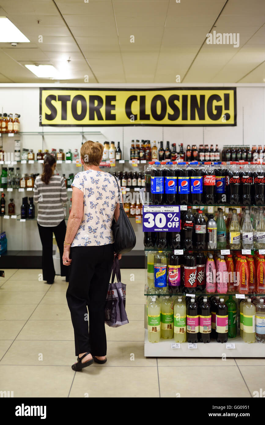 Nottingham,UK.03rd August 2016:Last day of BHS in Nottingham city ...