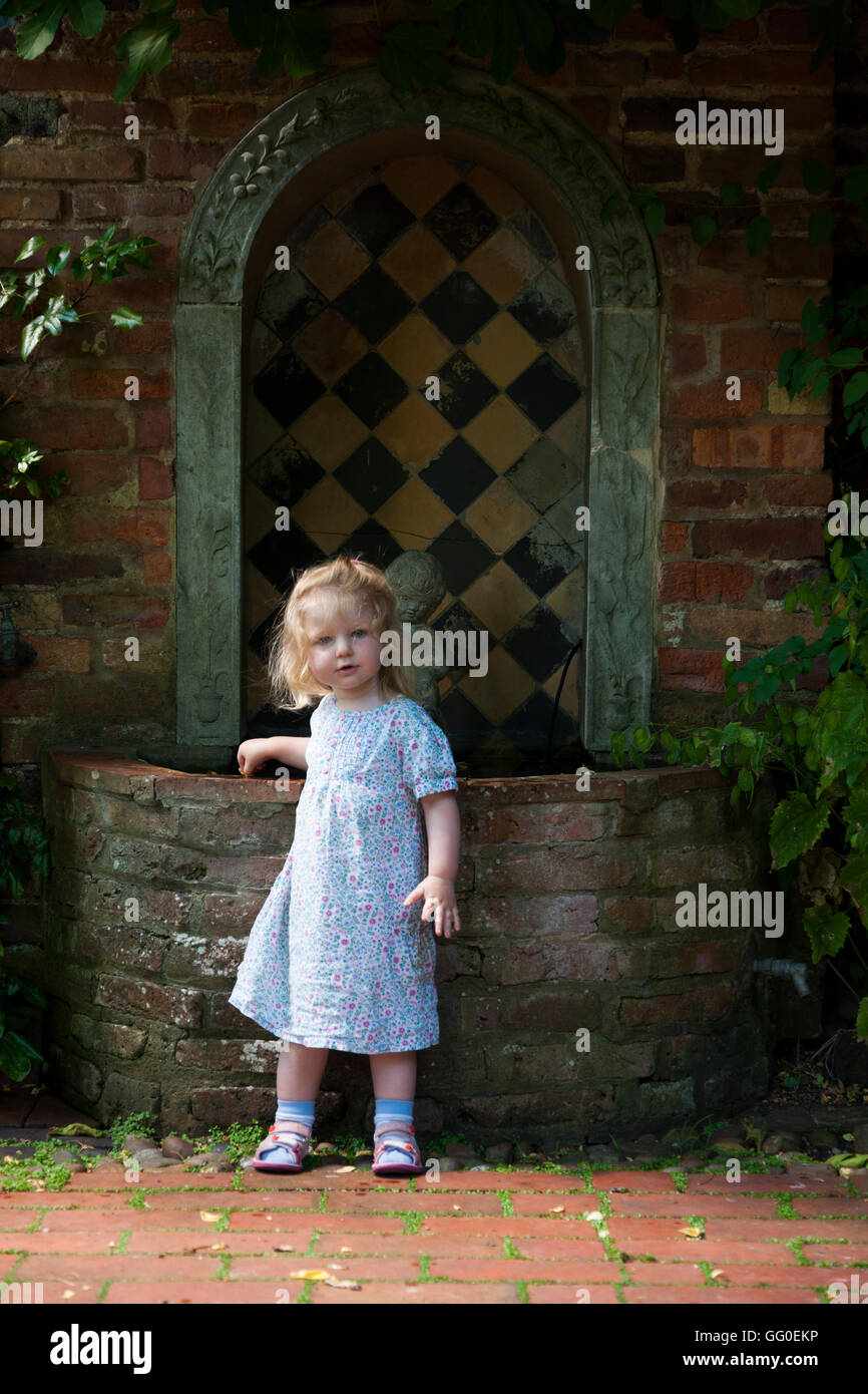Children wishing well hi-res stock photography and images - Alamy