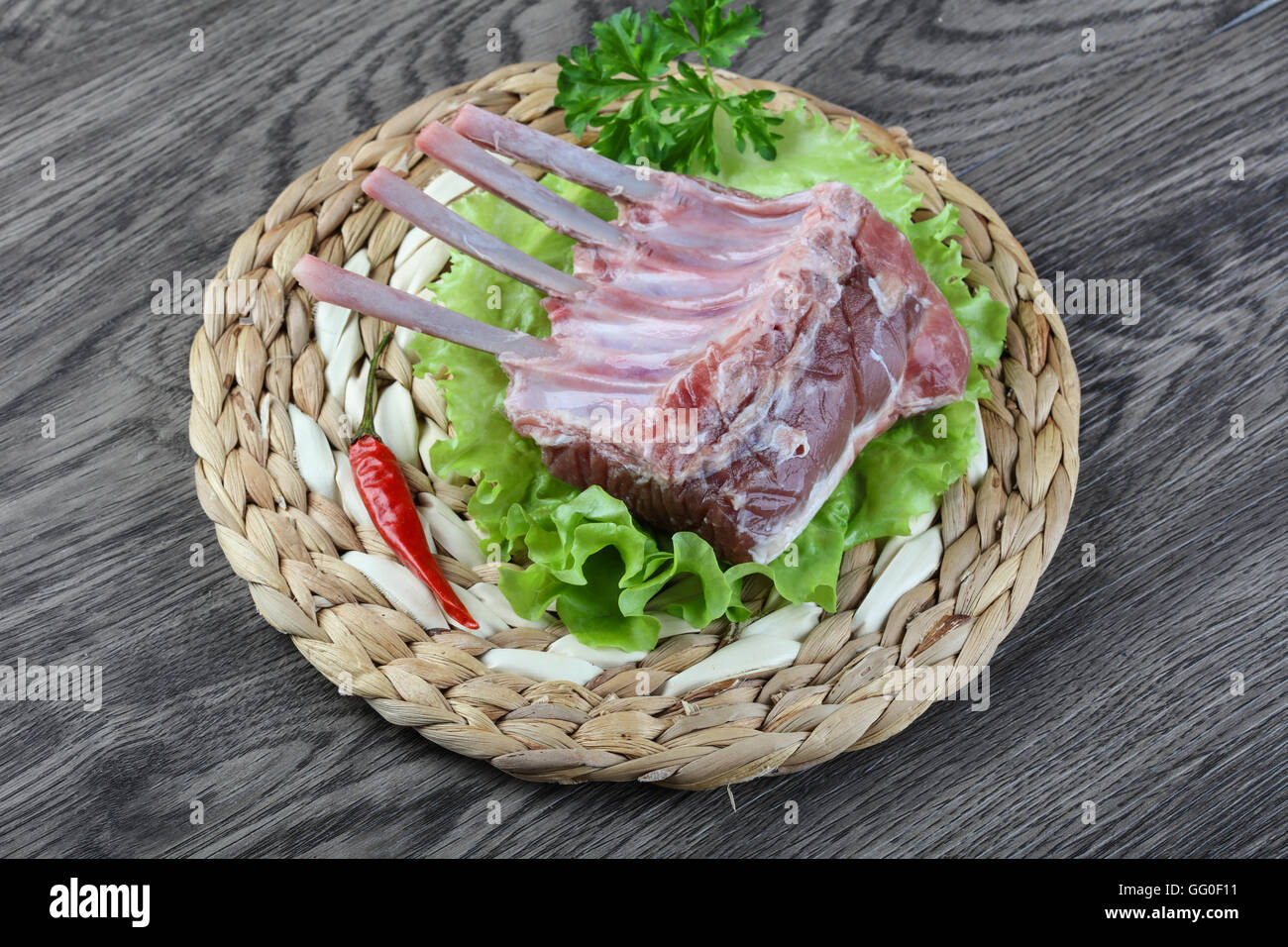 4 lamb chops hi-res stock photography and images - Alamy