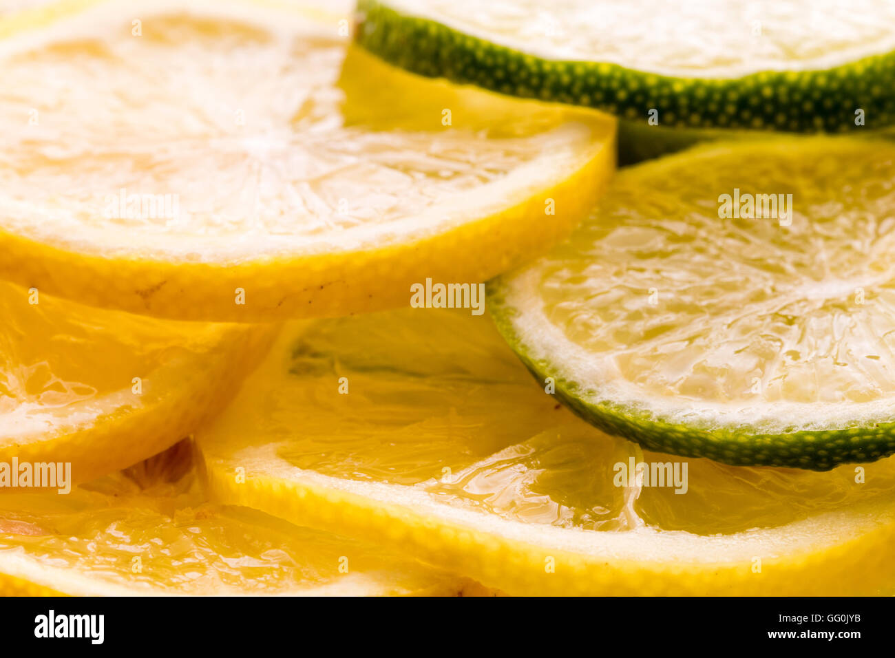 Lime fruit slices hi-res stock photography and images - Alamy