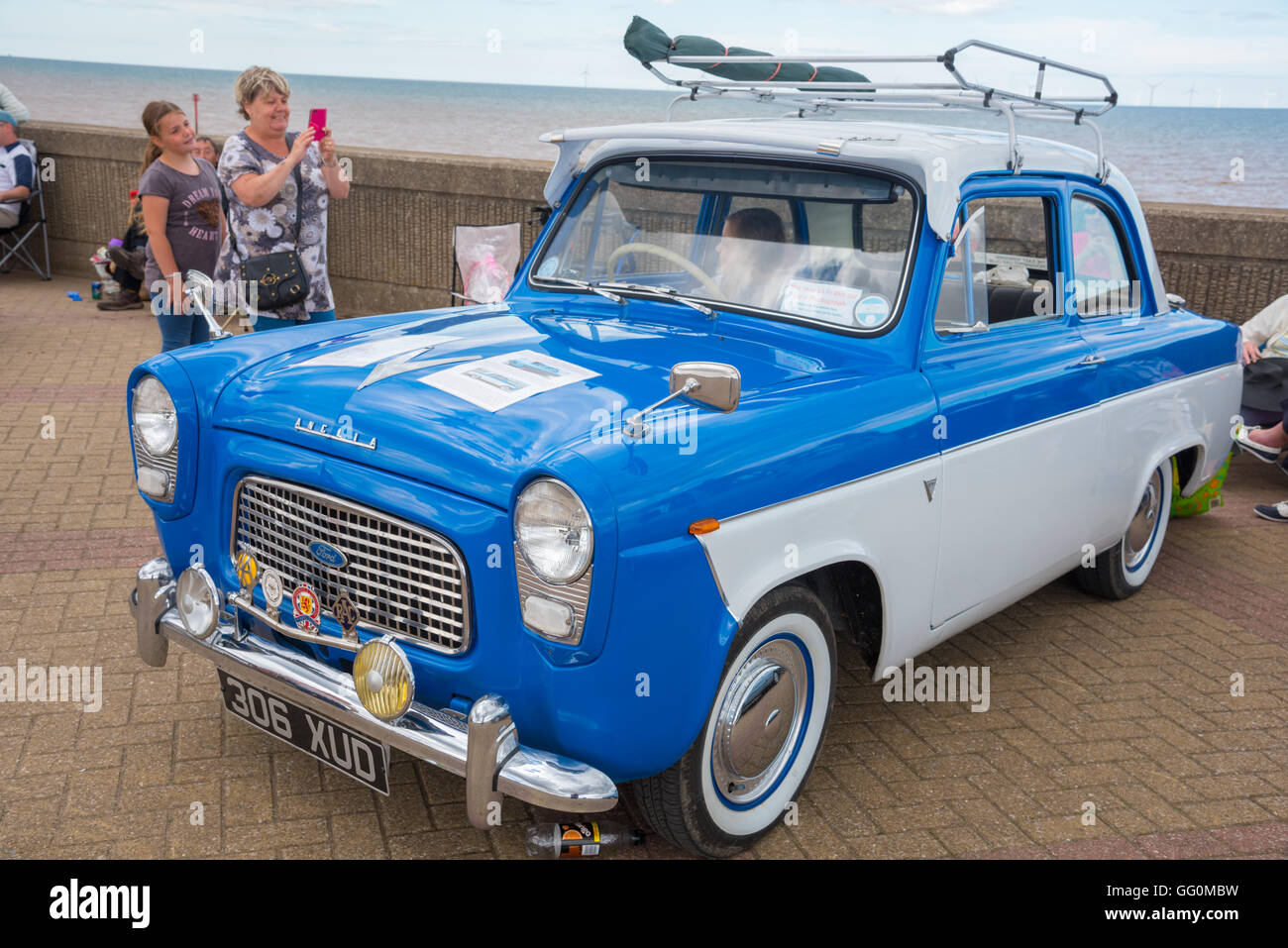 Ford anglia car hi-res stock photography and images - Alamy