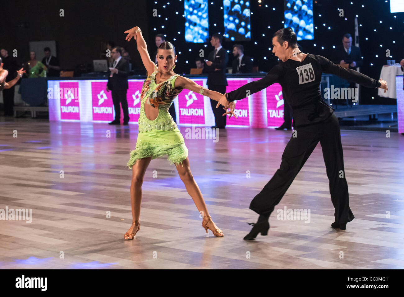 dancers dancing latin dance Stock Photo - Alamy
