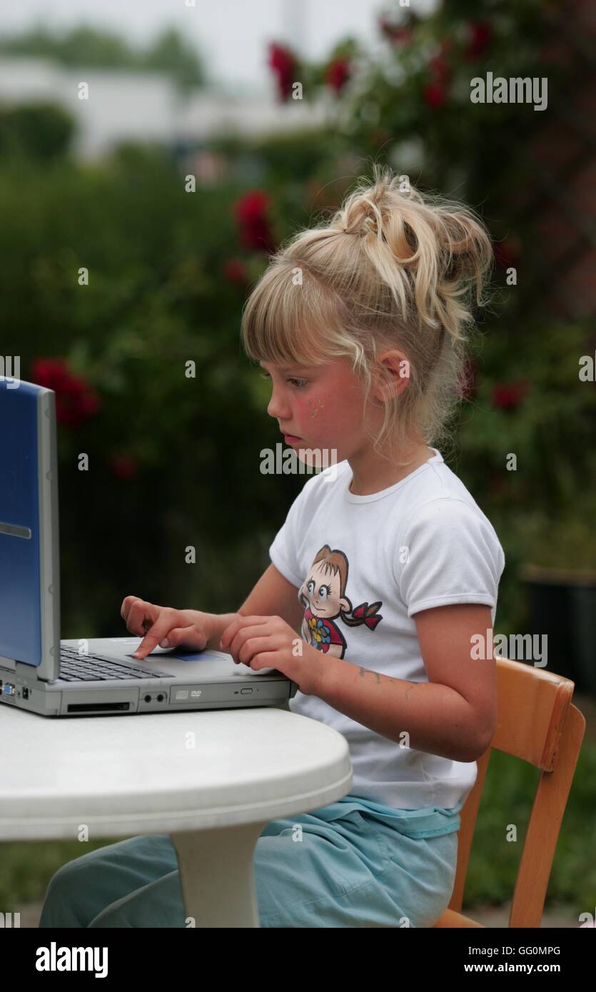 2000s laptop hi-res stock photography and images - Alamy