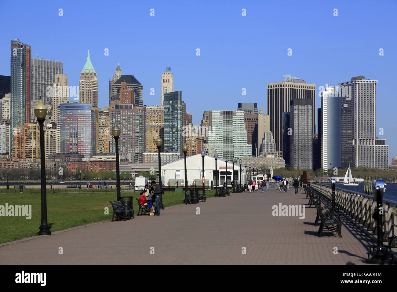 Manhattan view from liberty state park hi-res stock photography and ...