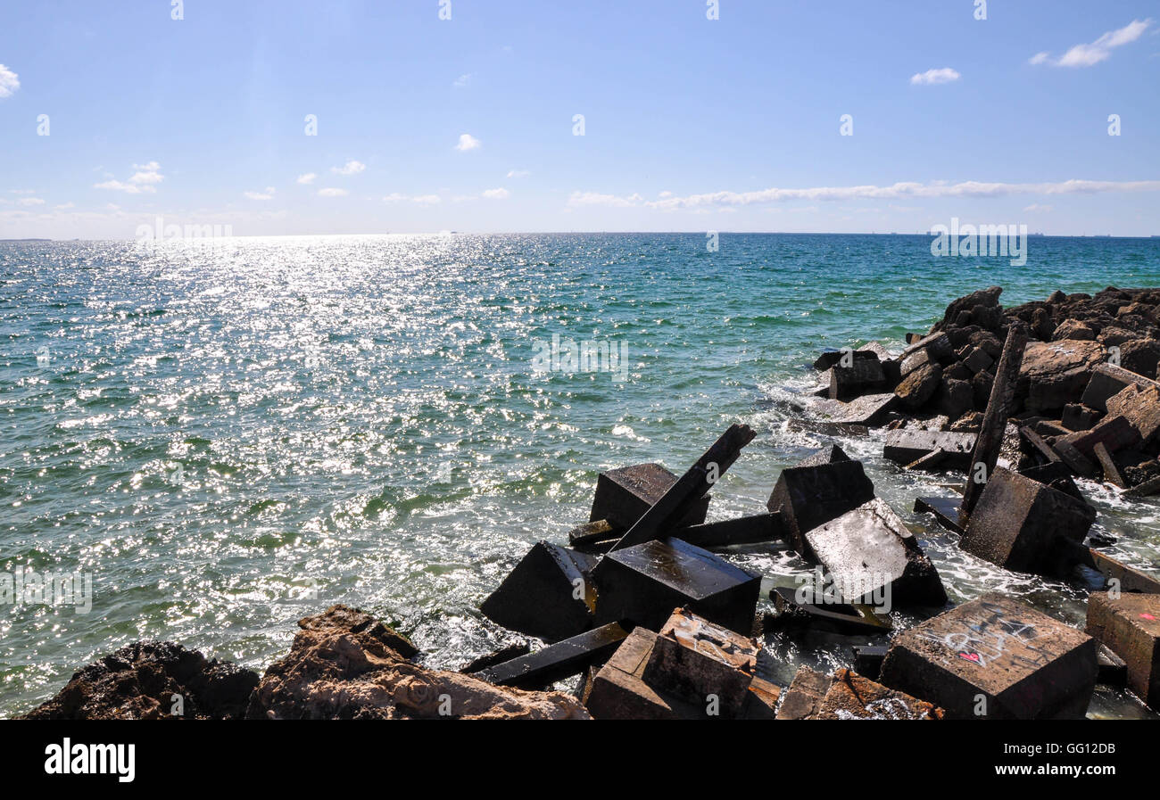 Submerged groyne hi-res stock photography and images - Alamy