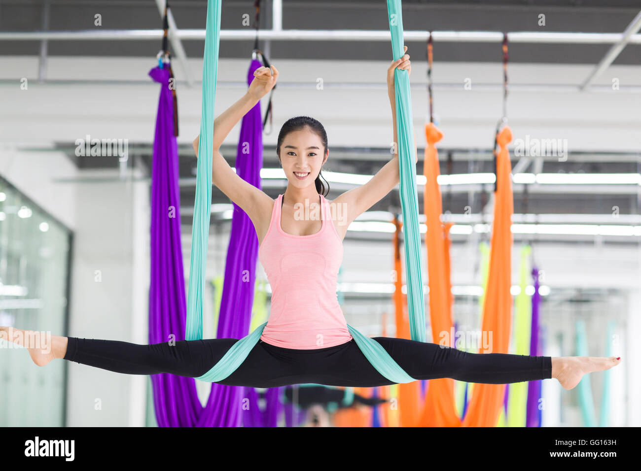 Chinese splits hi-res stock photography and images - Alamy