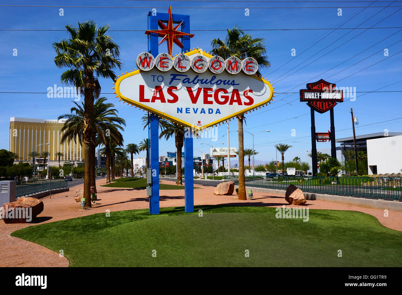 Famous las vegas sign hi-res stock photography and images - Alamy