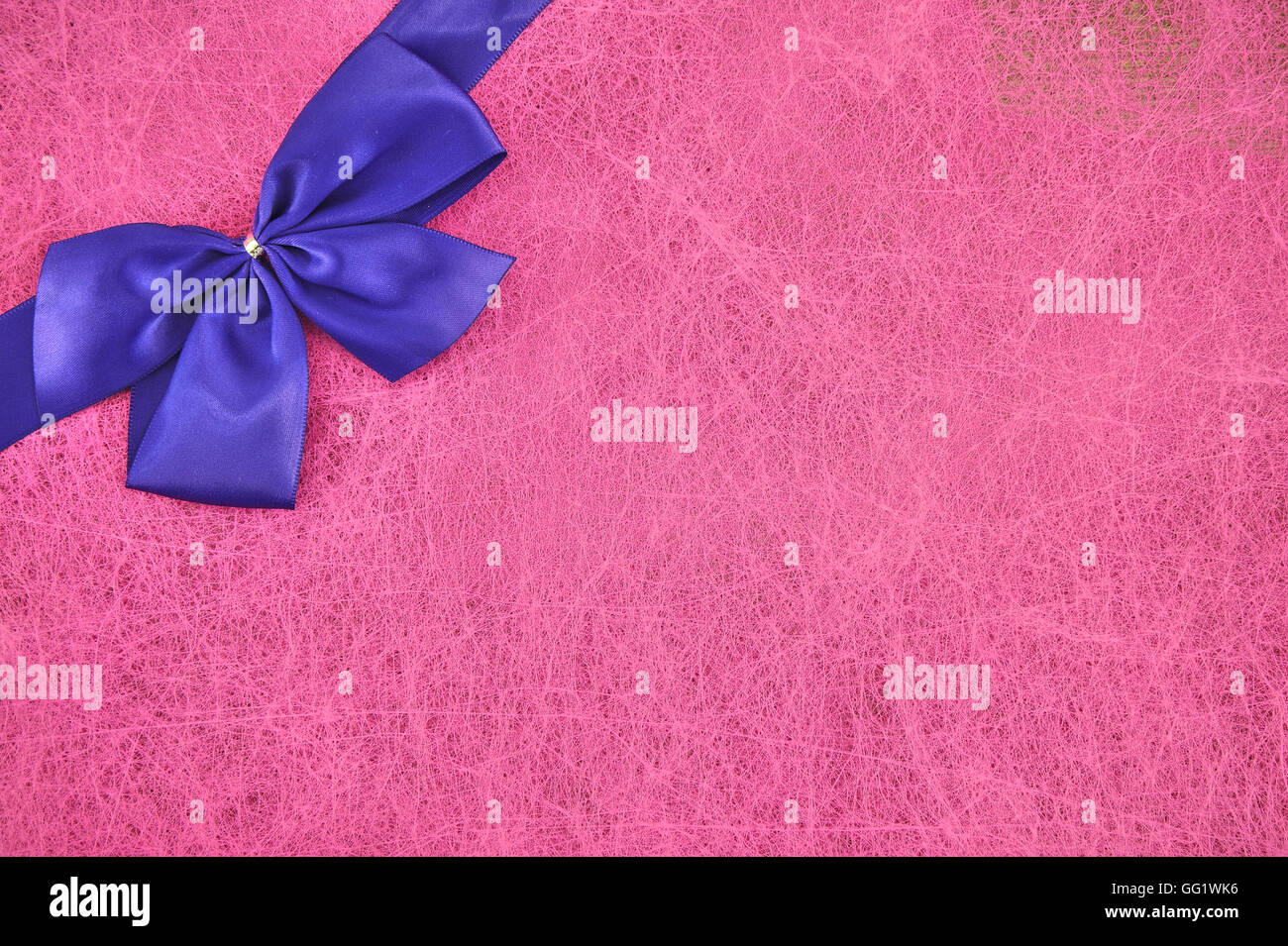 A close up studio photo of a wrapping paper background Stock Photo - Alamy