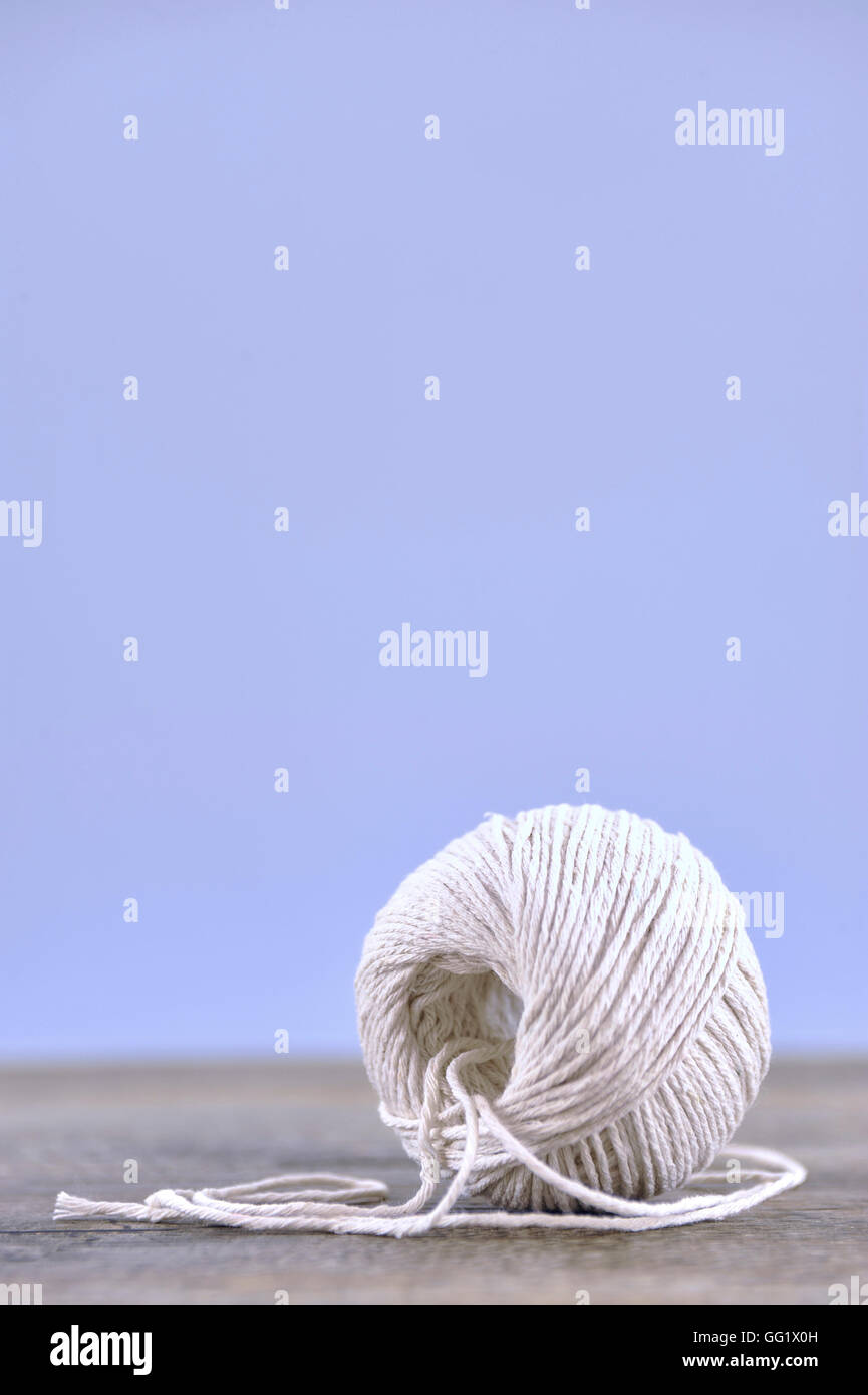 A studio photo of a ball of string Stock Photo - Alamy