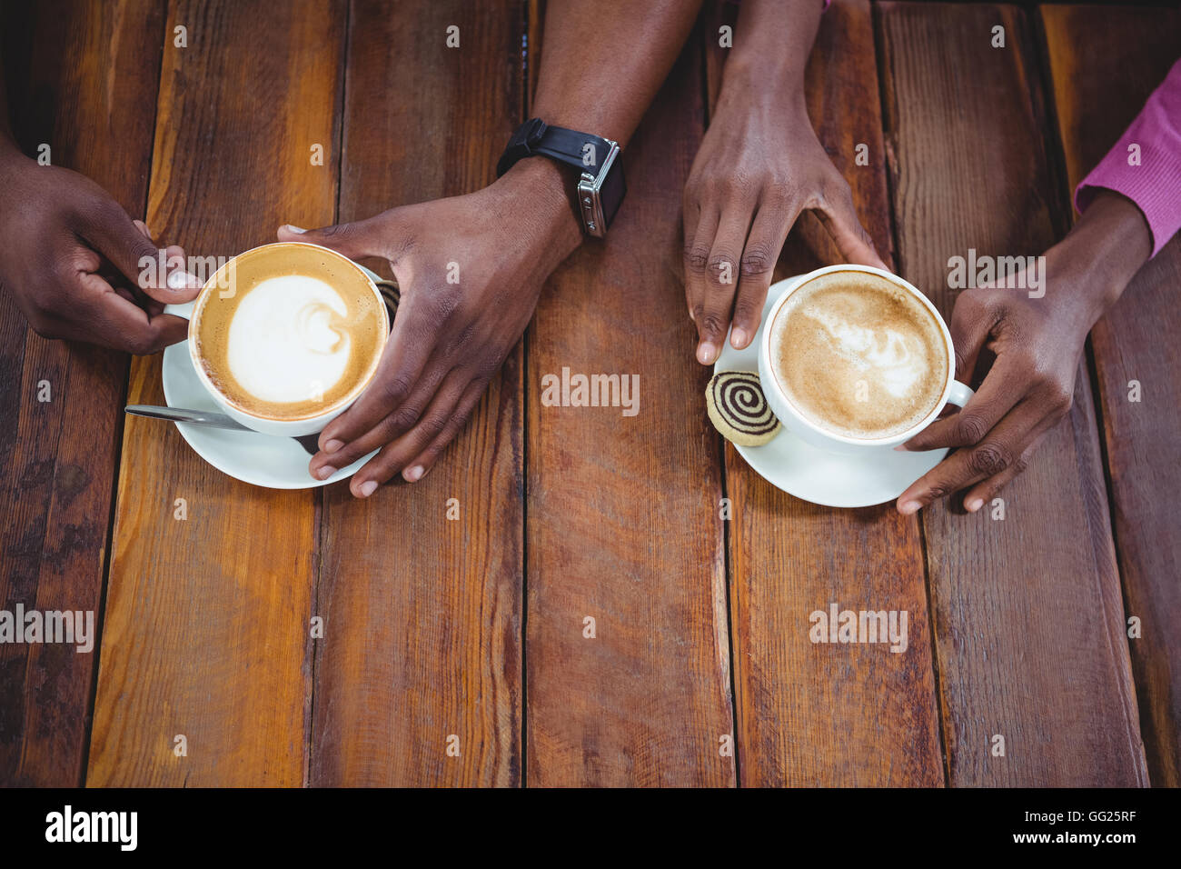 Hand holding cup hi-res stock photography and images - Alamy