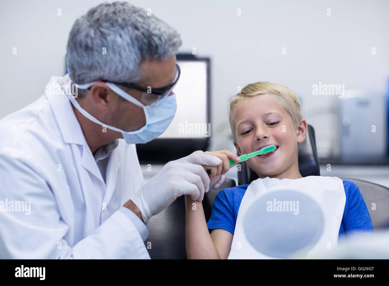 Dentist examination teeth hi-res stock photography and images - Alamy