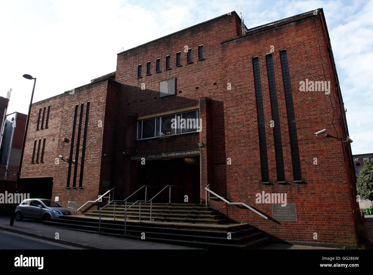 Reform synagogue hi-res stock photography and images - Alamy