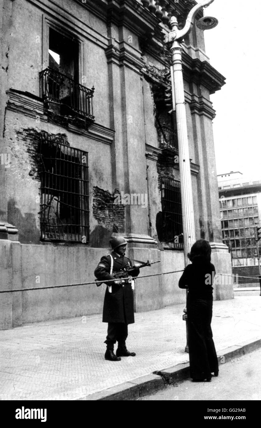 Moneda palace 1973 hi-res stock photography and images - Alamy