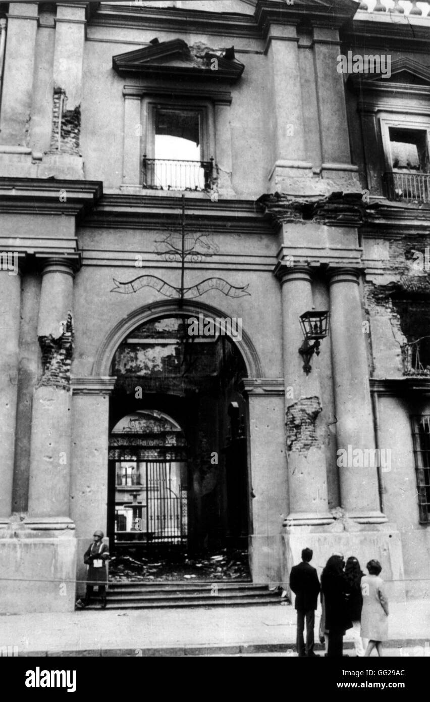 Moneda palace 1973 hi-res stock photography and images - Alamy