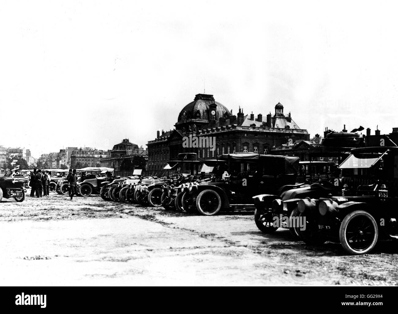 Ww1 cars hi-res stock photography and images - Alamy