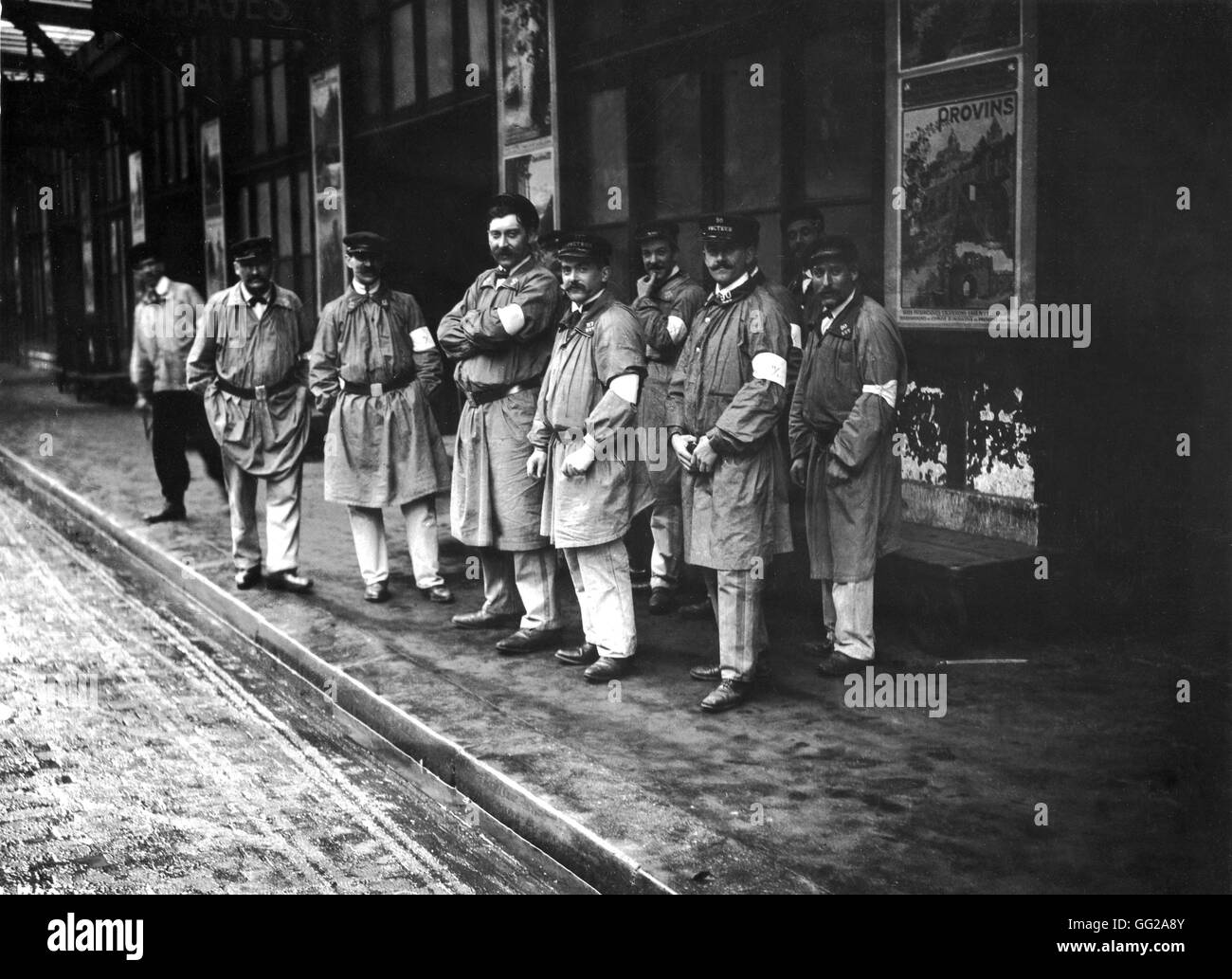 French railroad strike: The Gare de l'Est 1910 France Stock Photo - Alamy