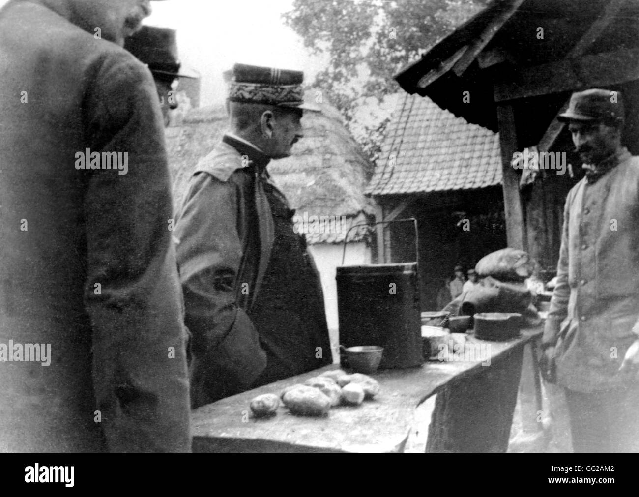 War kitchens hi-res stock photography and images - Alamy