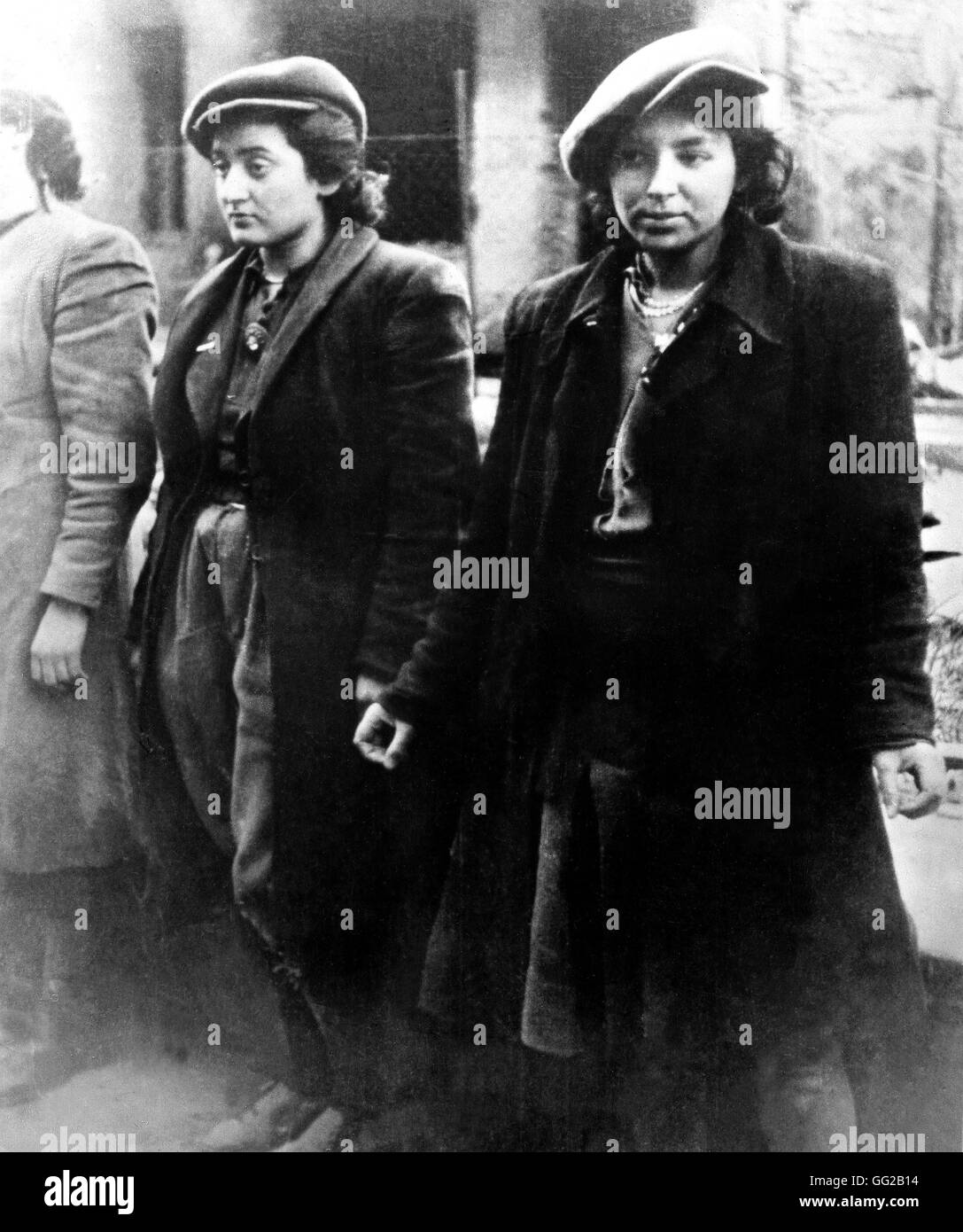 Resistant women arrested by germans officers 20th century poland hi-res ...