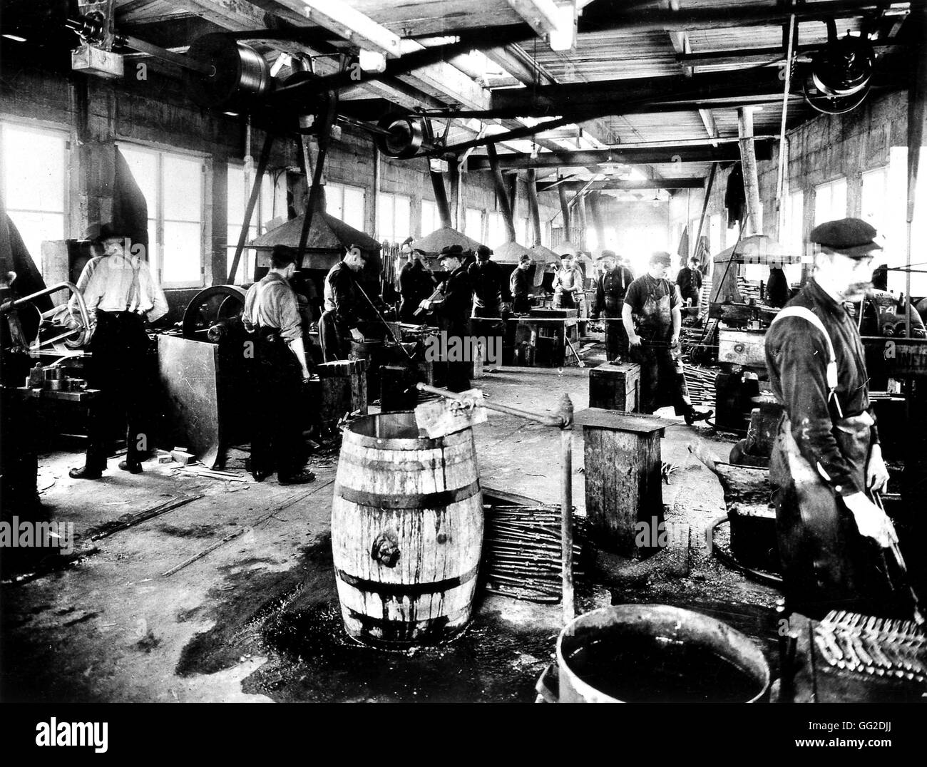 Inside a manufacture 1918 France Stock Photo - Alamy