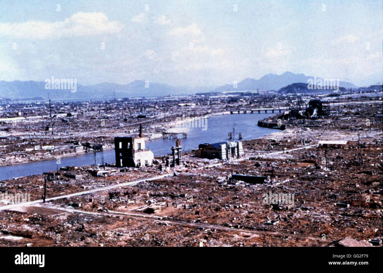 Hiroshima reduced to rubble and ruins by the atomic bomb March 1946 ...