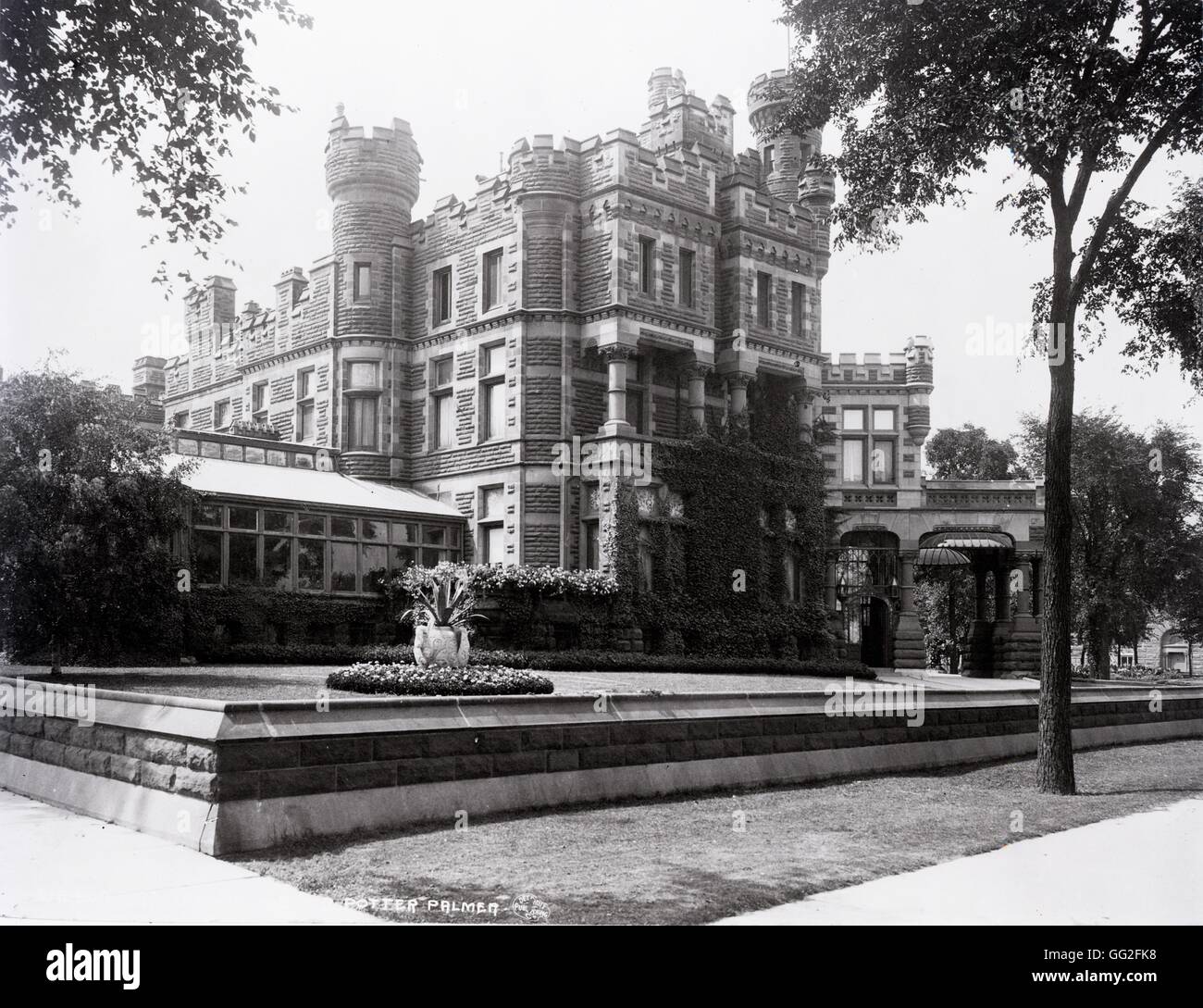 The Potter Palmer House located in Chicago, Illinois. It's been ...