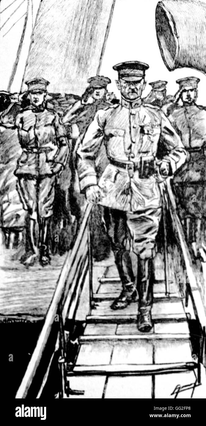 First World War. General Pershing arrives in France 14th June 1917 ...