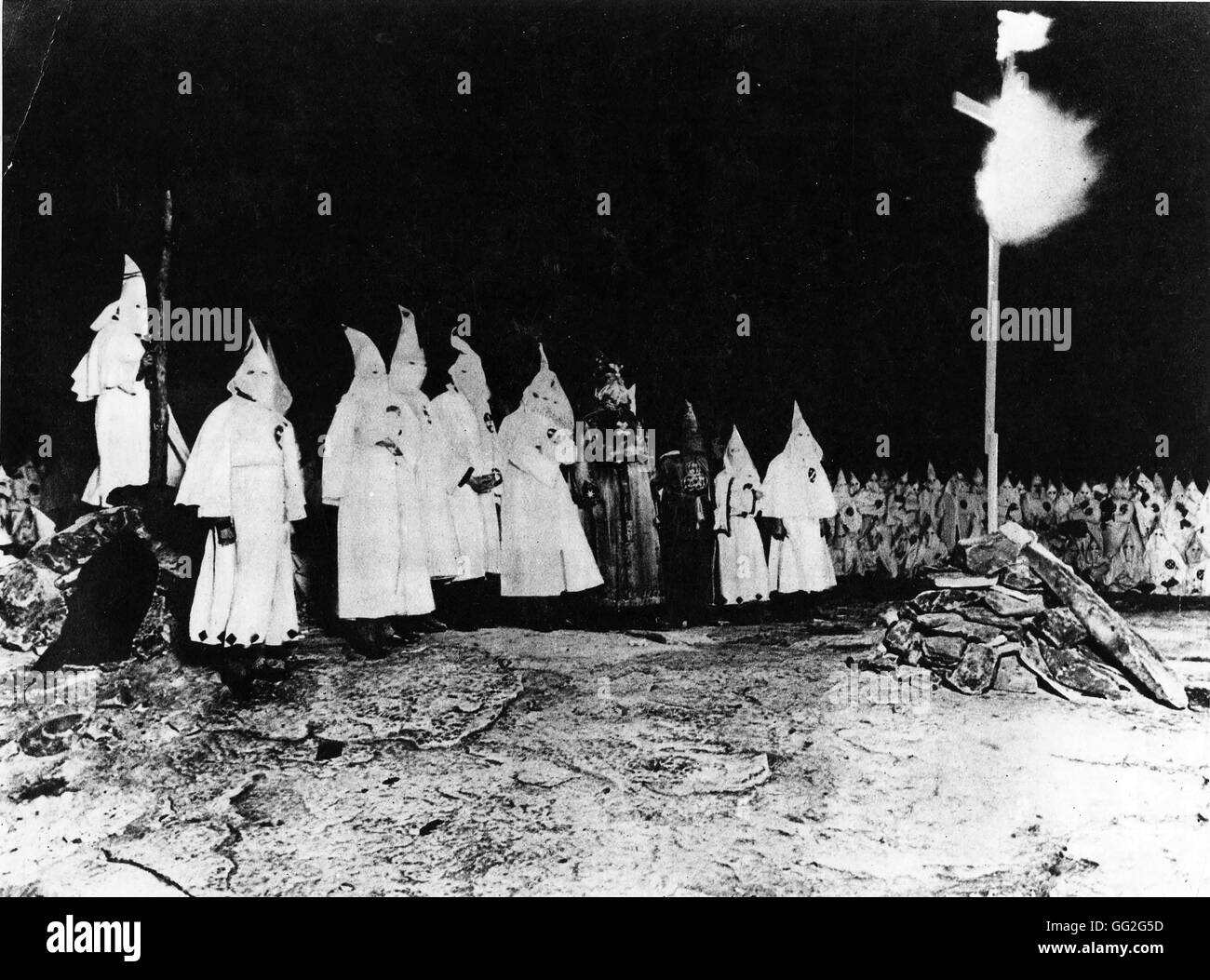 Kkk cross burning hi-res stock photography and images - Alamy