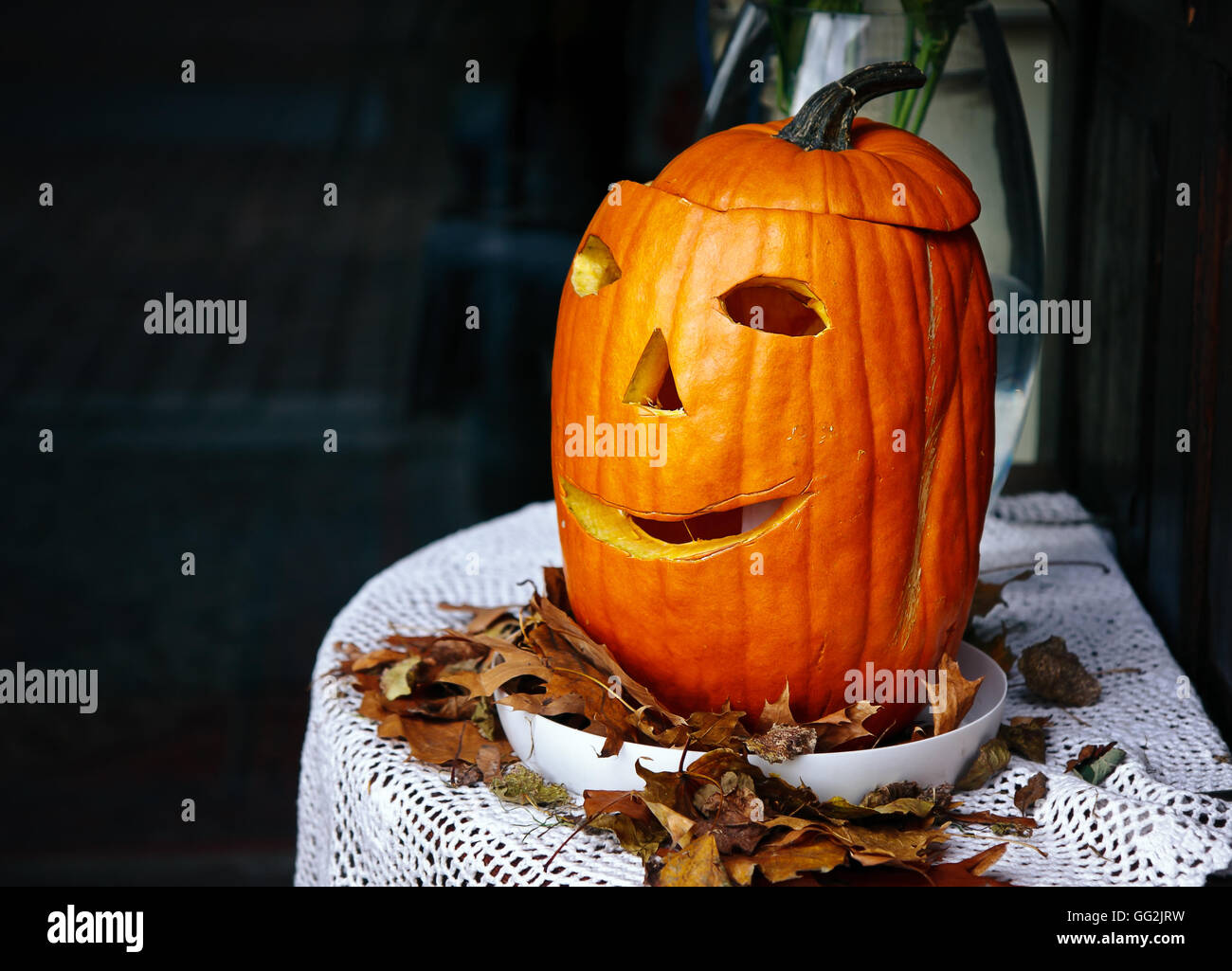 Scary head hi-res stock photography and images - Alamy