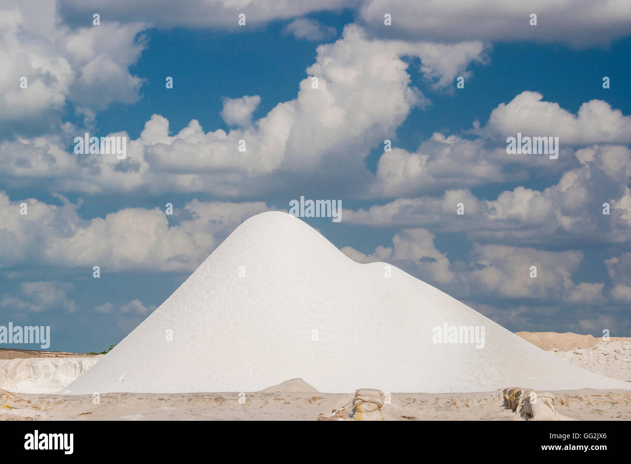 Open sky salt mine at La Guajira, Colombia Stock Photo - Alamy