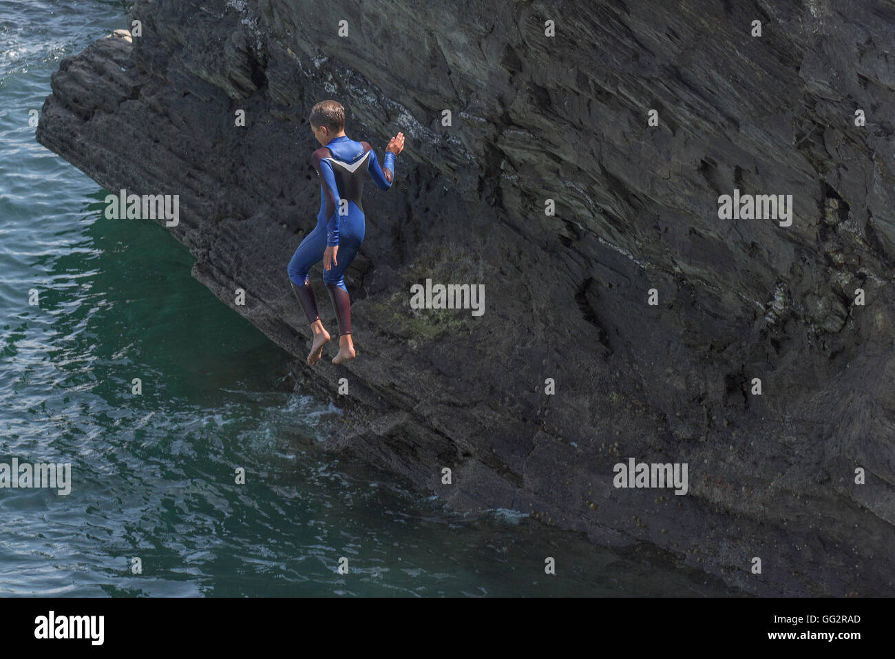 Young People Jumping Off Cliffs High Resolution Stock Photography and ...