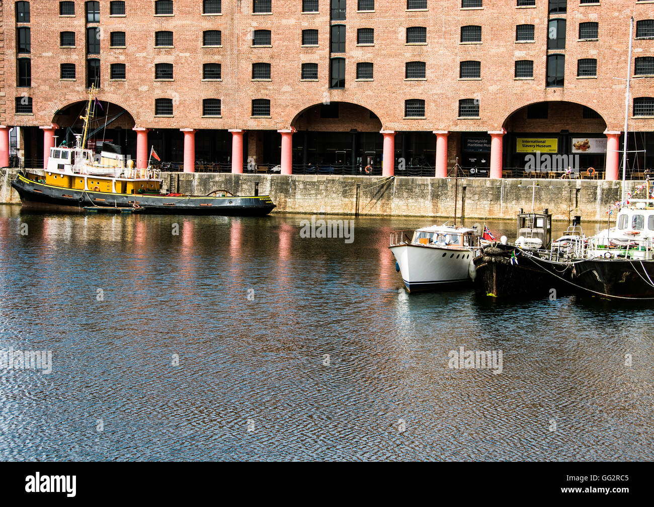 Boats at Albert Dock, Liverpool Stock Photo - Alamy