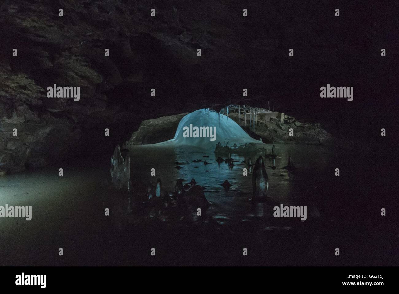 Lofthellir Lava Ice Cave Expedition - May 2016 | usage worldwide Stock ...