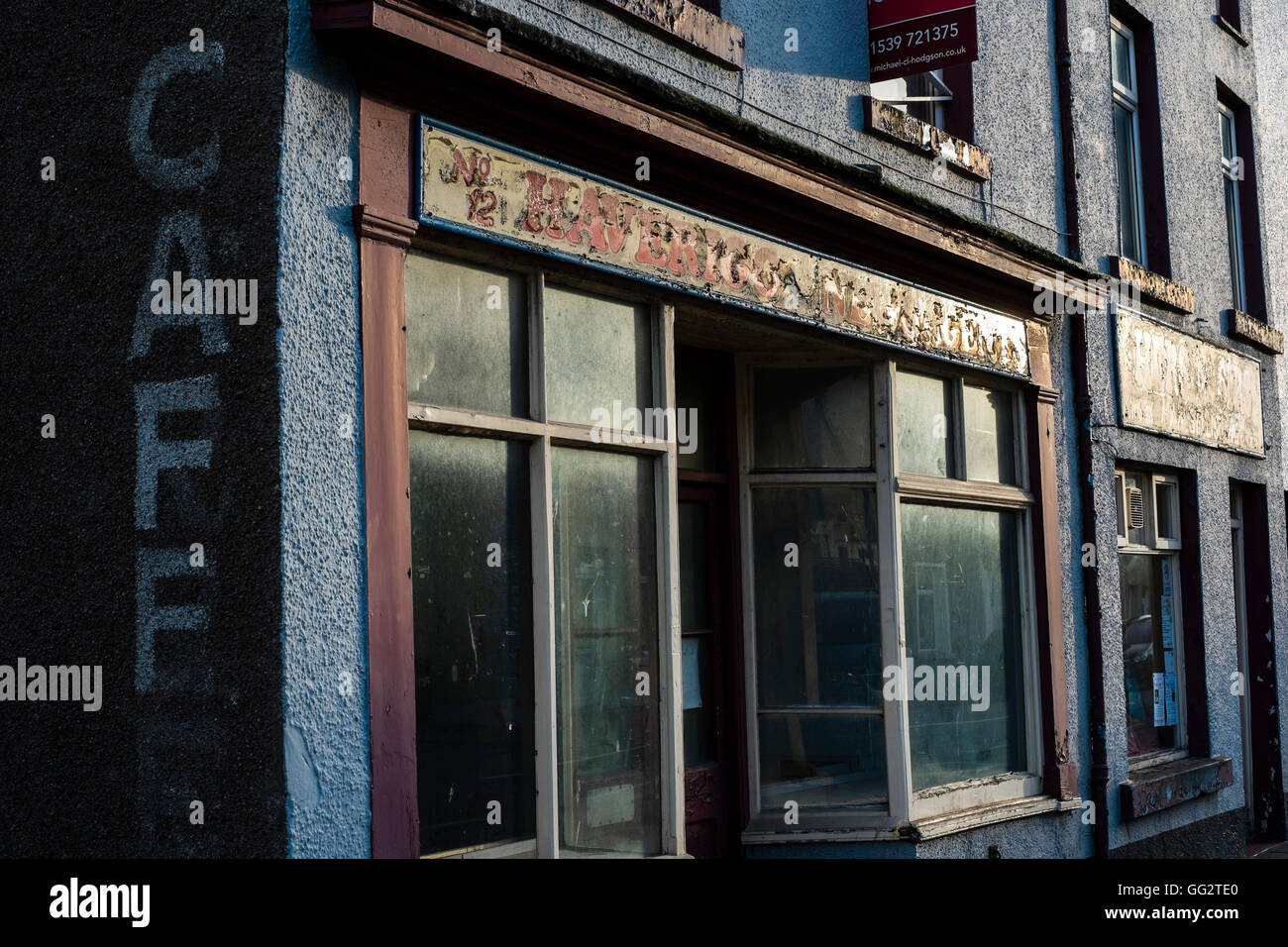 Run down cafe hi-res stock photography and images - Alamy