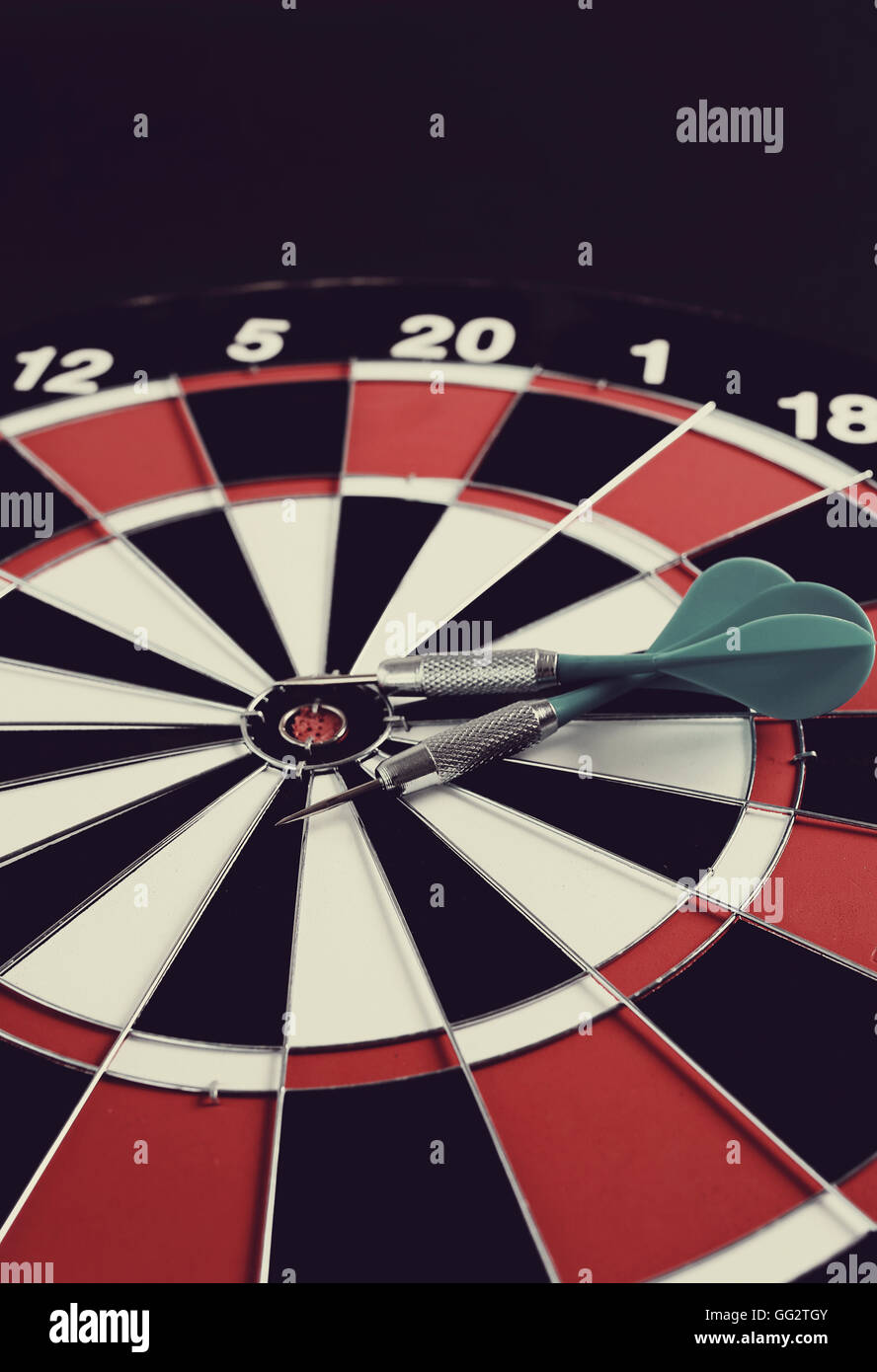 Center of darts hi-res stock photography and images - Alamy