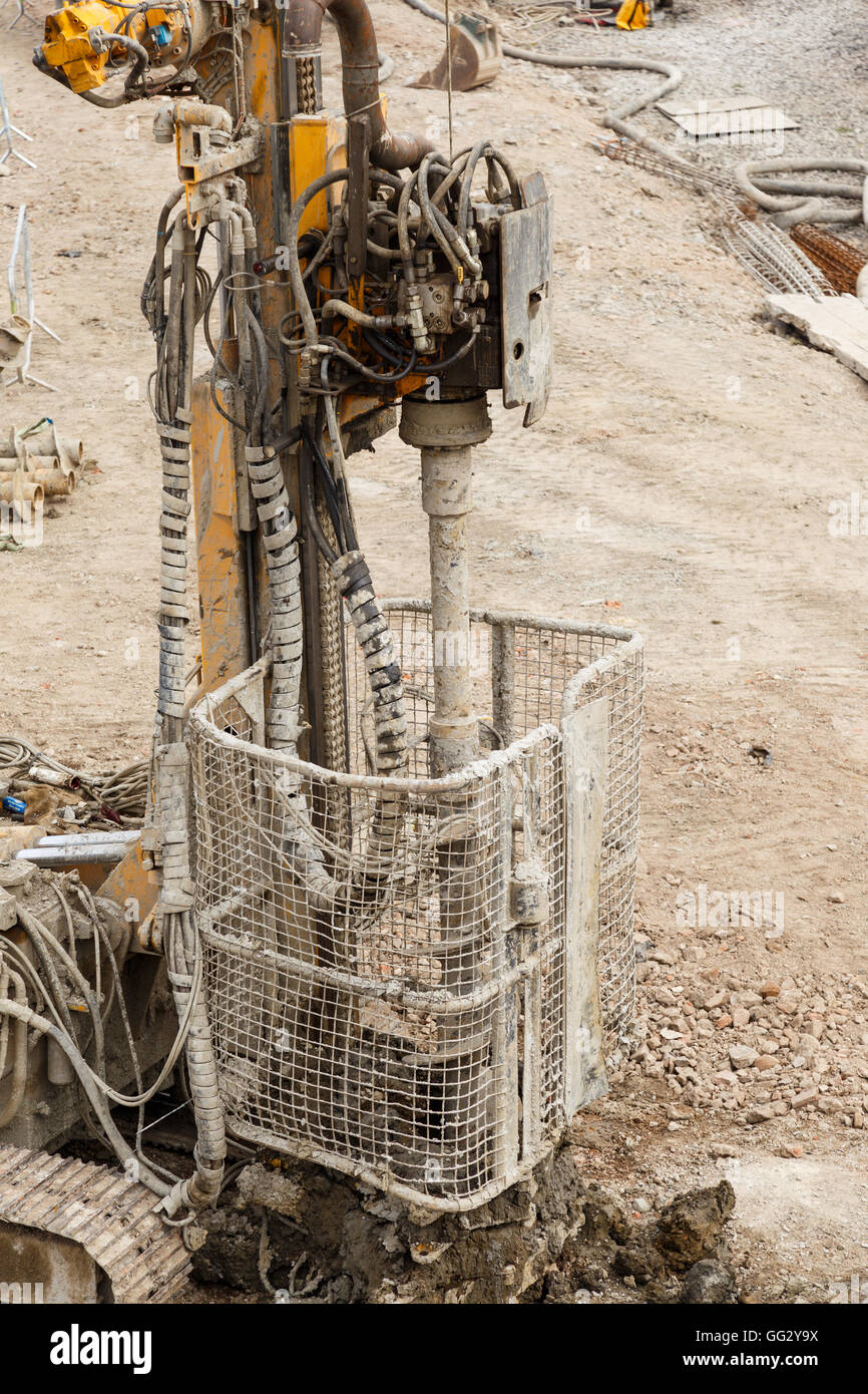 Drilling pile driver hi-res stock photography and images - Alamy