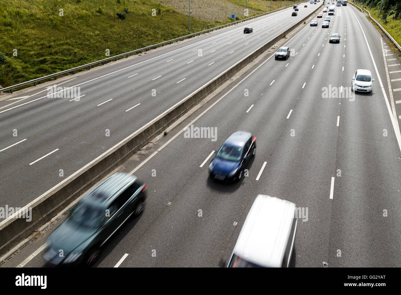Various vehicles on the 4-lane section of the M1 motorway, looking ...
