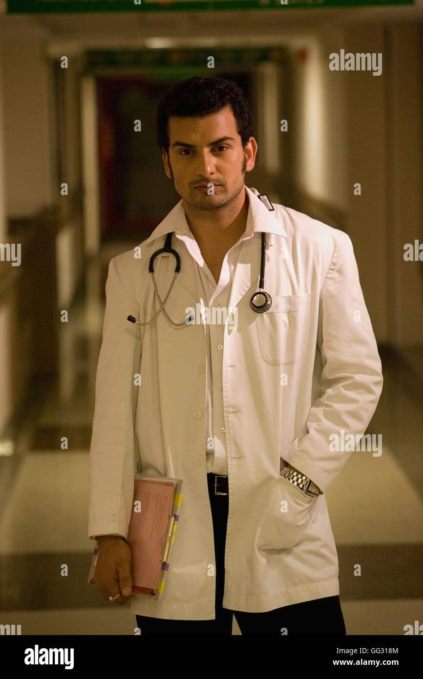 Portrait of a doctor Stock Photo - Alamy