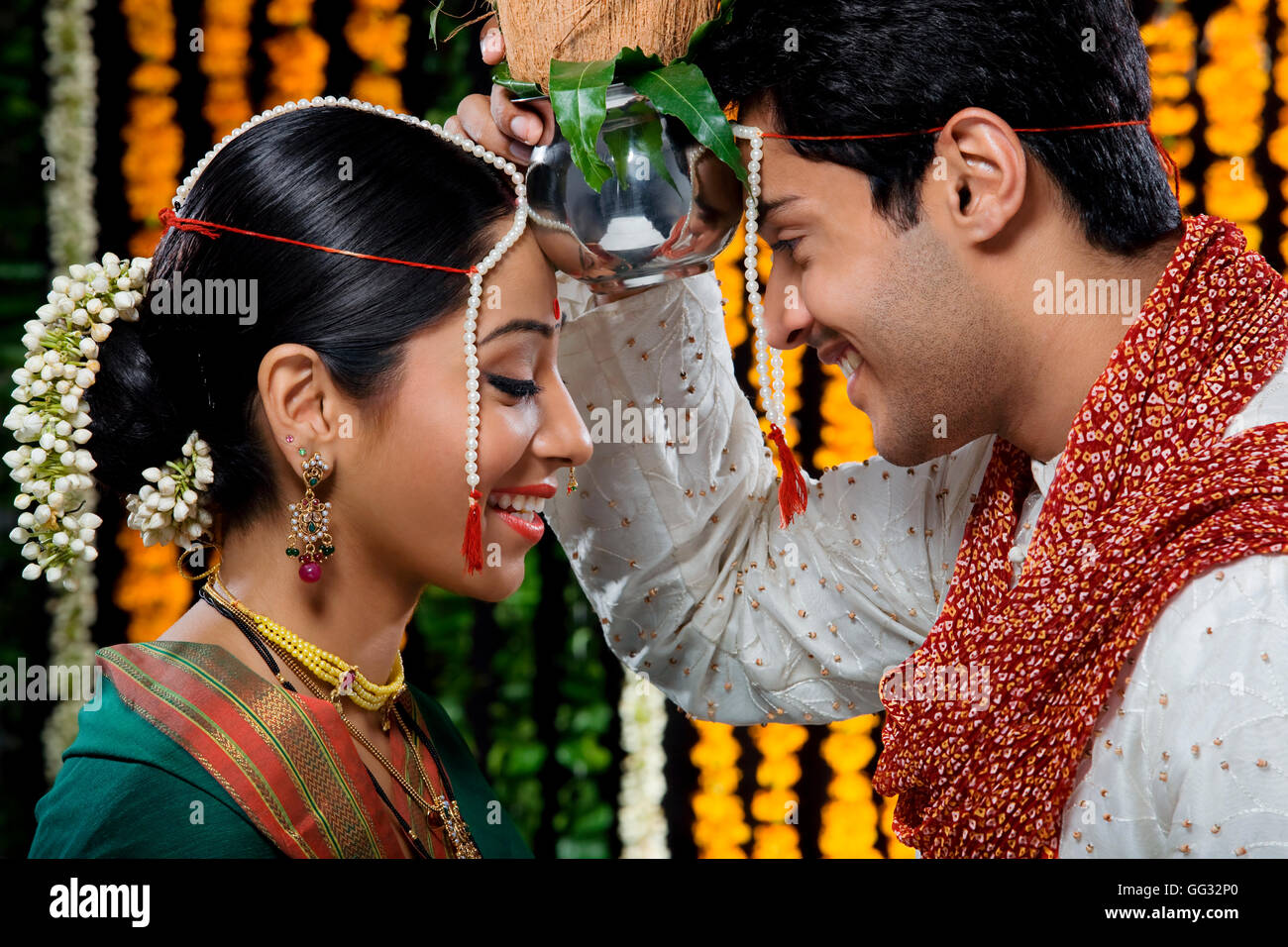 Indian wedding hi-res stock photography and images - Alamy