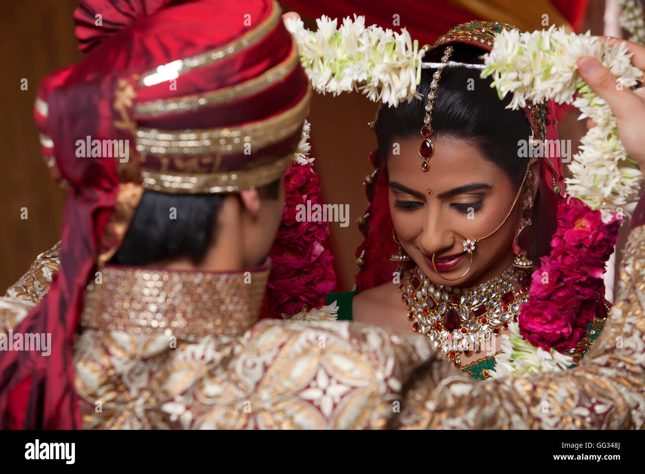 Close-up of couple during wedding ceremony Stock Photo - Alamy