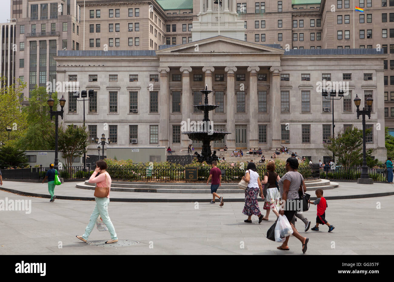 Brooklyn borough hall hi-res stock photography and images - Alamy