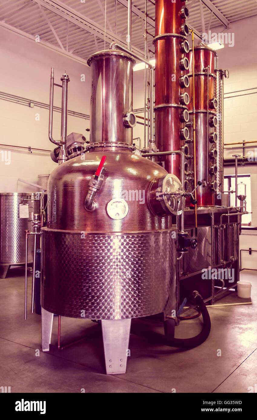 Microbrewery hi-res stock photography and images - Alamy