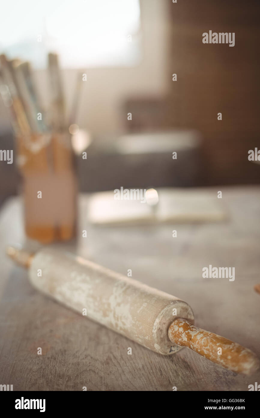 Pin table hi-res stock photography and images - Alamy